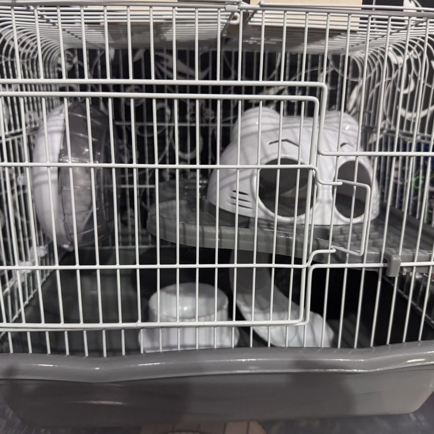 Продаю клетку для хомячка