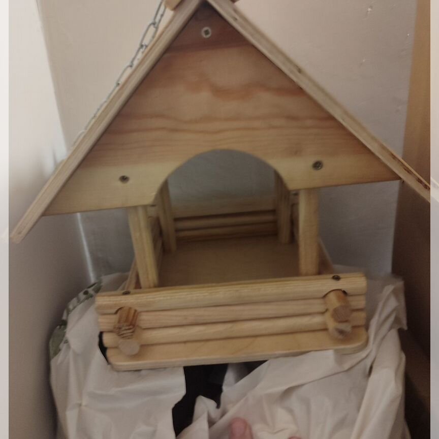 Кормушка для птиц