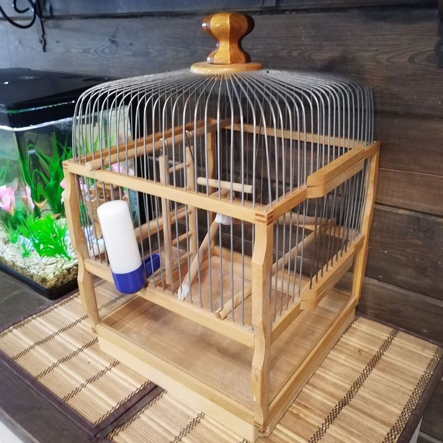 Клетка деревянная для птиц