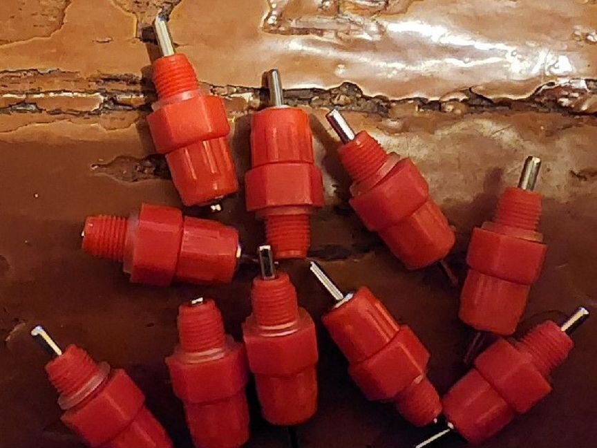 Нипельные поилки