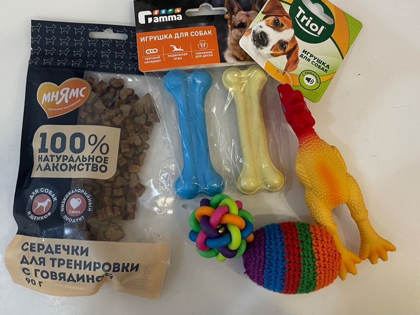 Игрушки и лакомства для щенков