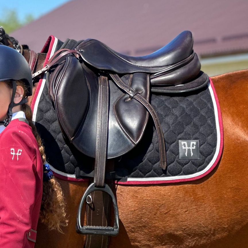 Седла конкурные