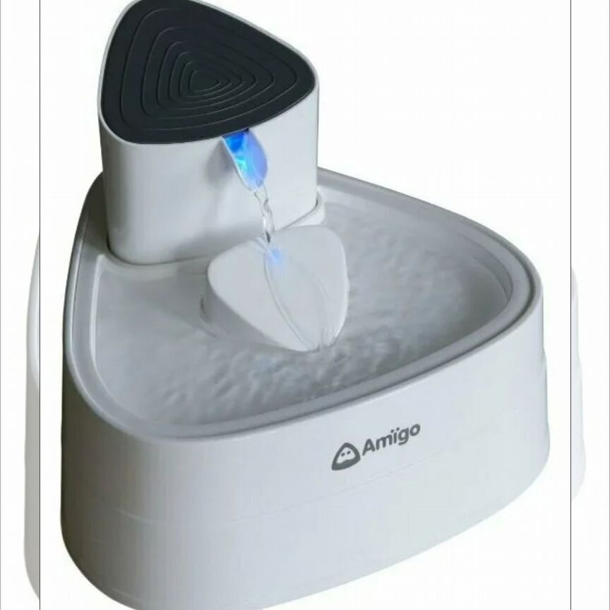 Поилка с датчиком движения