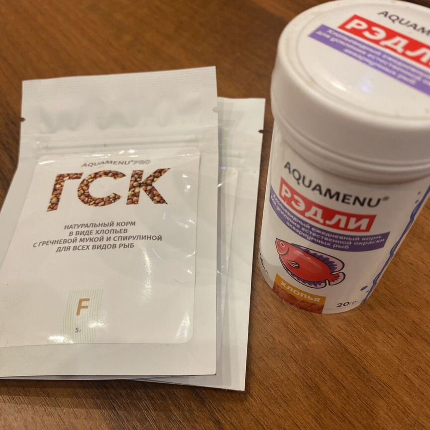 Корм для рыбок хлопья