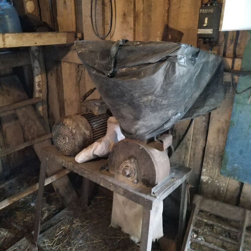 Дробилка для зерна