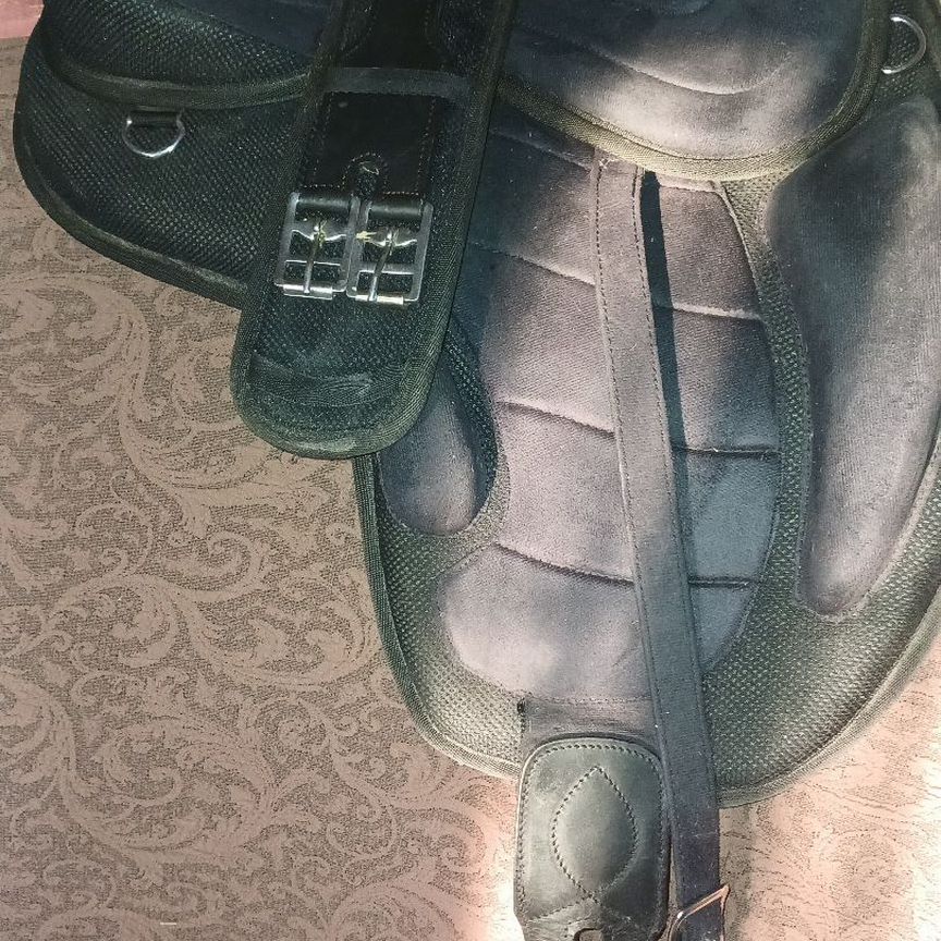 Седло безленчиковое для лошади