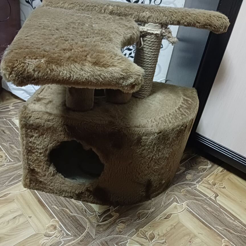 Когтеточка домик для кошки бу