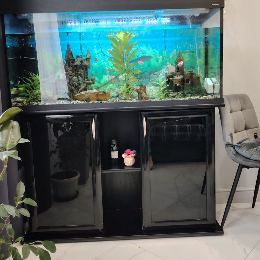 Аквариум с тумбой 300 литров