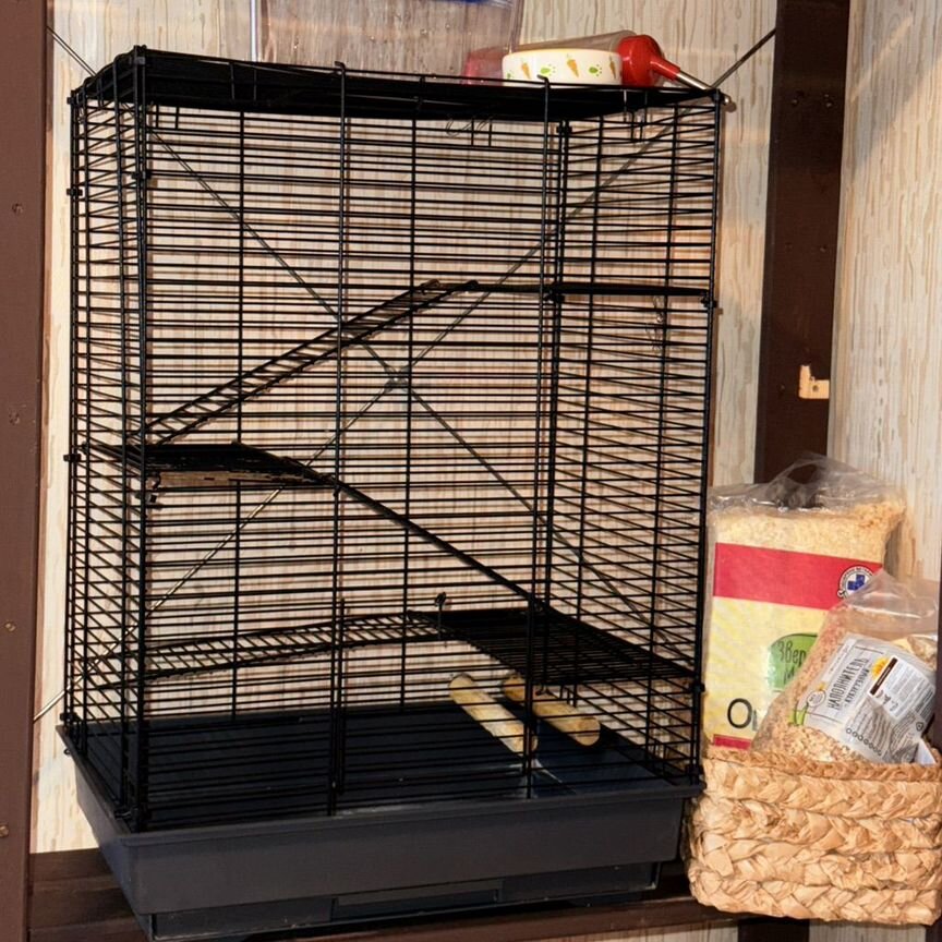 Клетка для грызунов большая с наполнителем