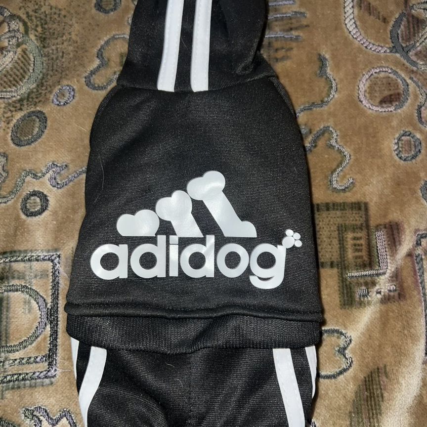 Комбинезон для маленькой собачки