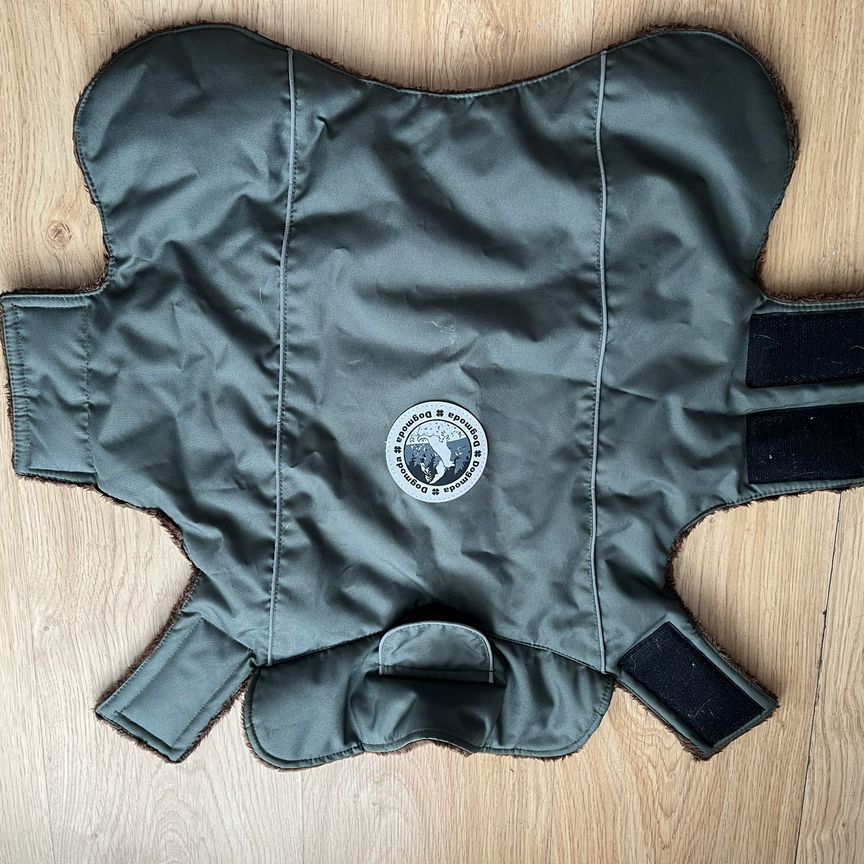 Попона для собак зимняя