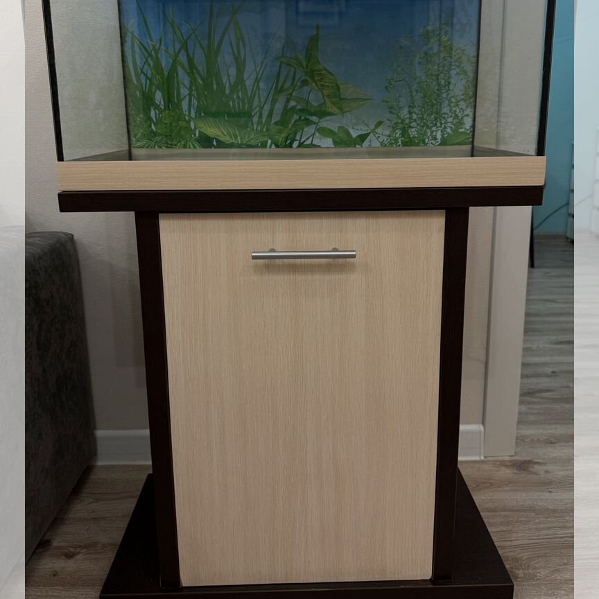 Аквариум с тумбой