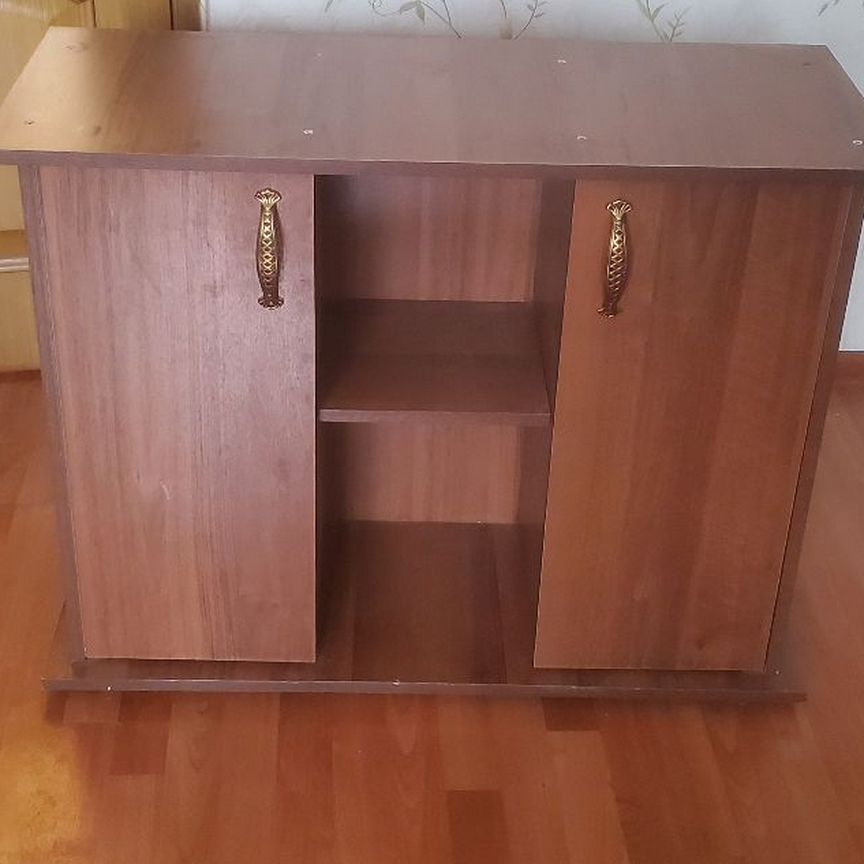 Тумбочка под аквариум