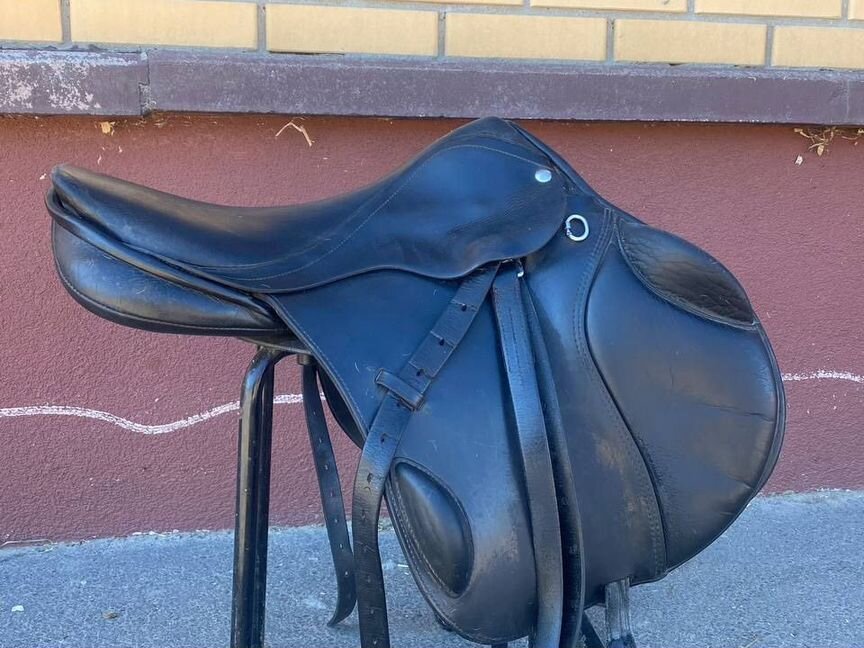Седло для лошади универсальное