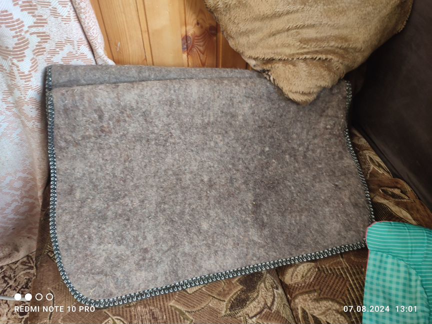 Продам потник для лошади