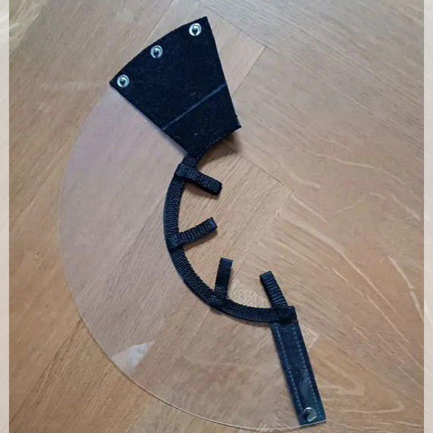 Защитный воротник для кошки