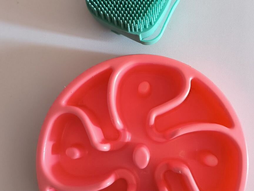 Миска и губка