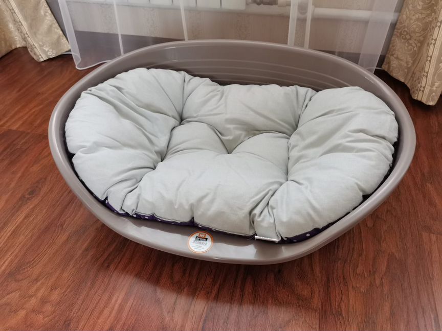 Лежак для средних собак и кошек. Новый