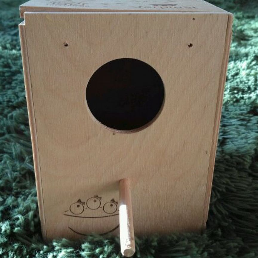 Домик для птичек или грызунов