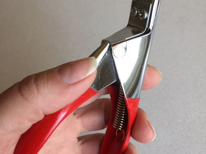 Когтерезка-гильотина