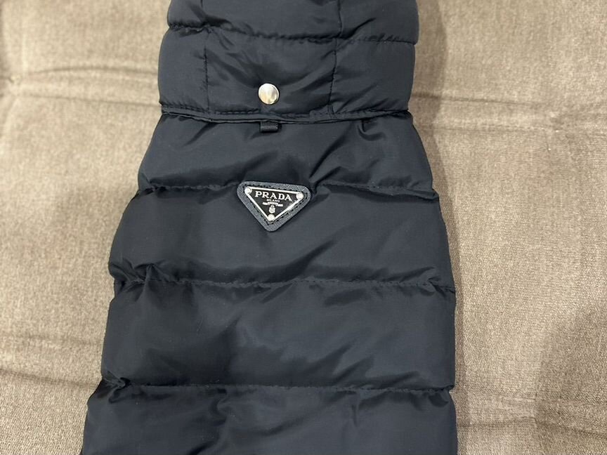 Жилетка prada для собак