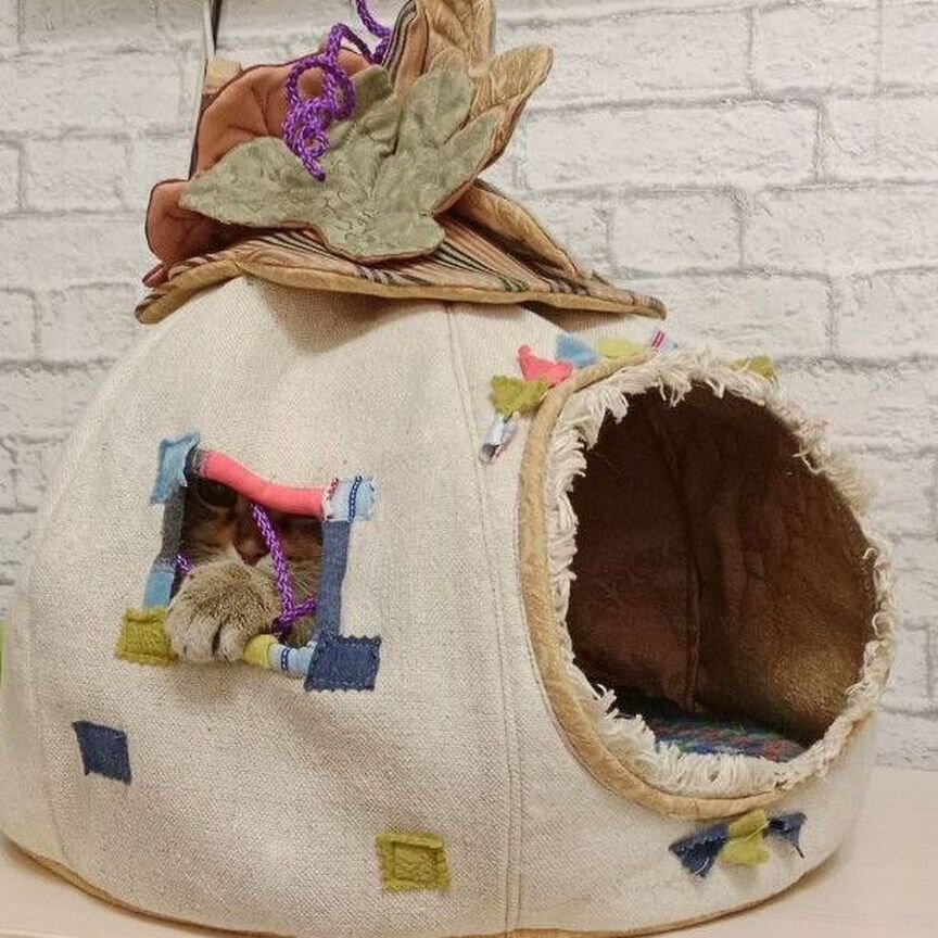 Кошачий домик "Белая тыква"