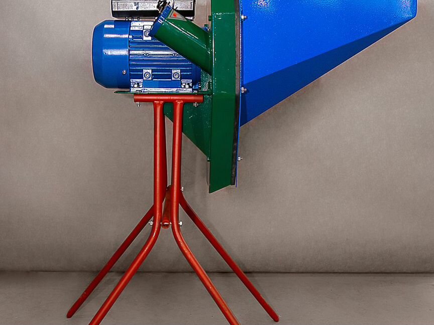 Крупорушка зернодробилка