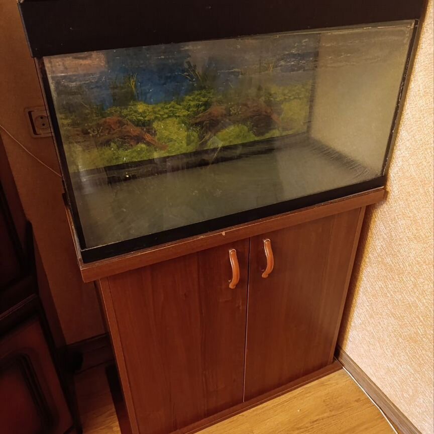 Аквариум с тумбой