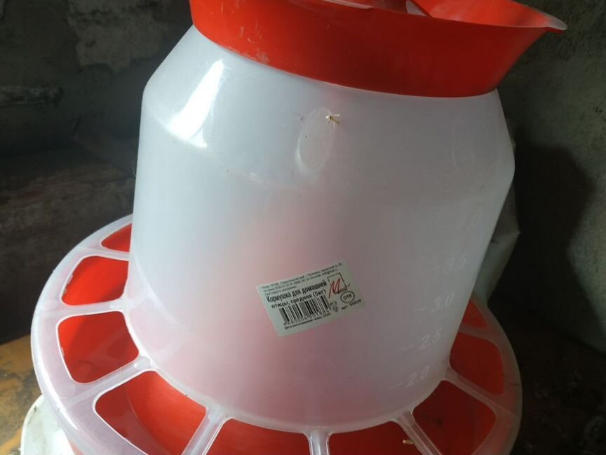 Кормушка дл кур