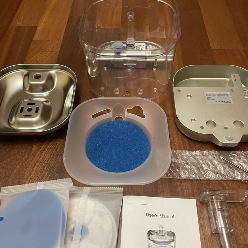 Фонтан поилка для кошек, беспроводная