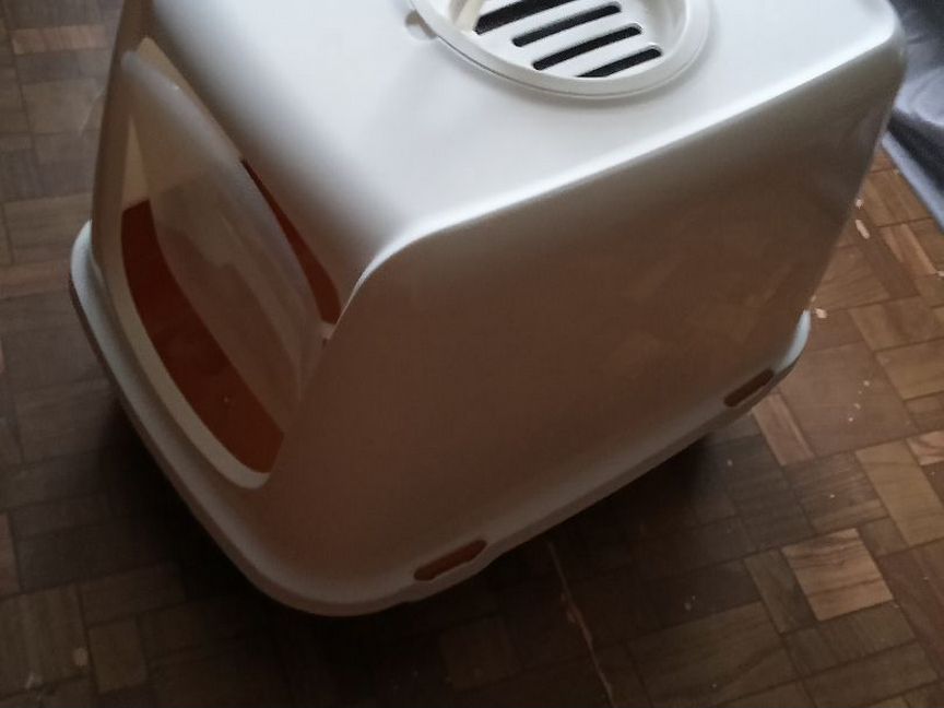 Кошачий лоток закрытый