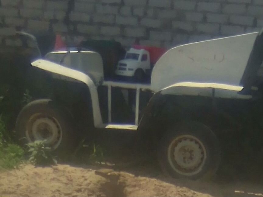 Сани, бричка, седло для лошади