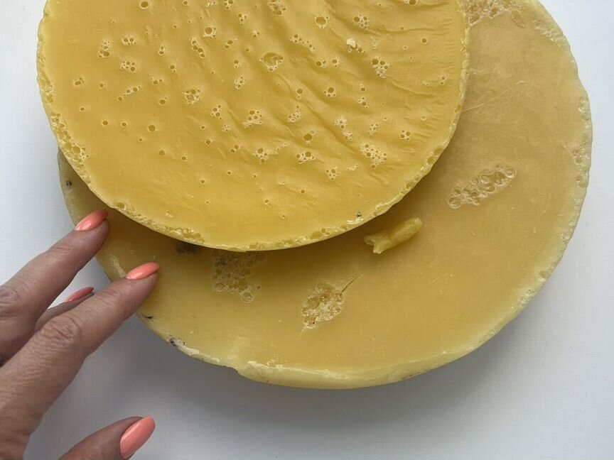 Воск пчелиный