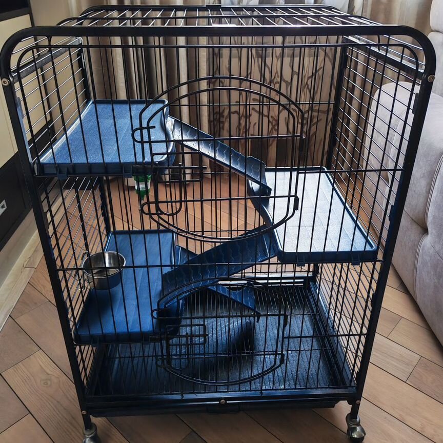 Клетка и трава для шиншиллы