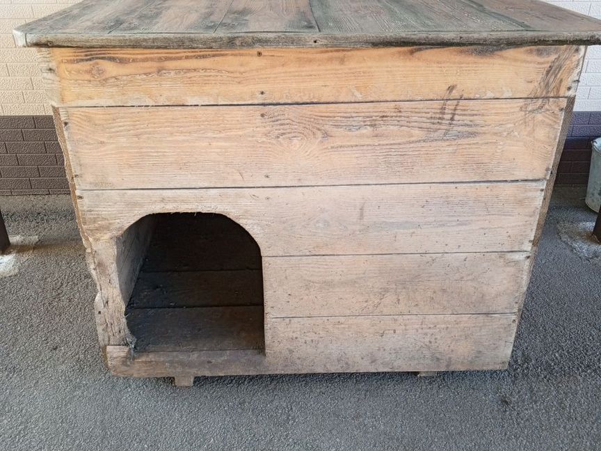 Будка для крупной собаки