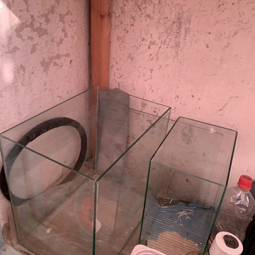 Продам аквариумы 2 шт