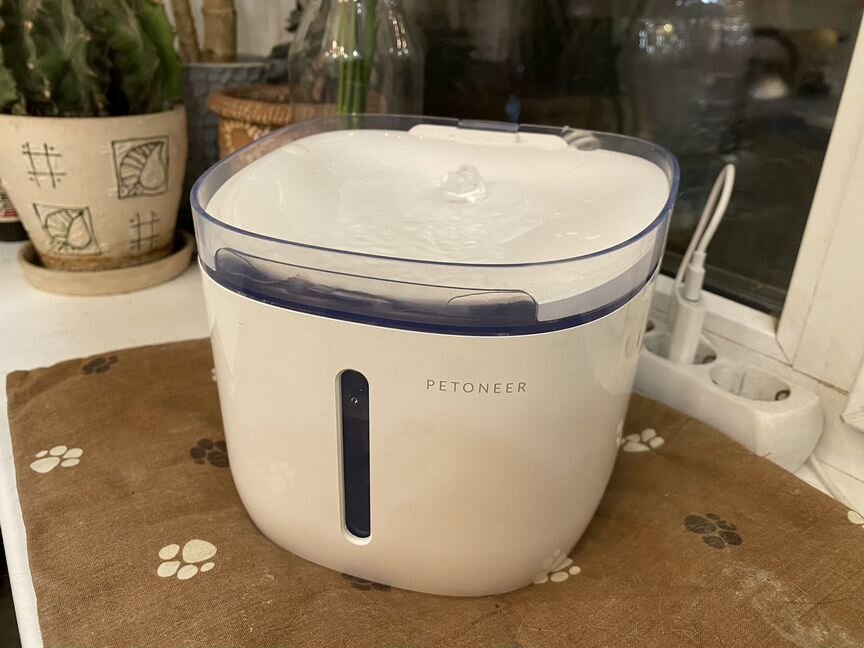 Фонтанчик для кошек Petoneer Fresco Mini