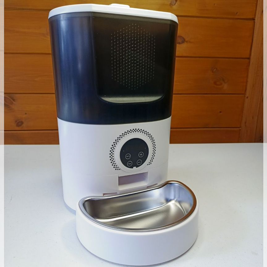 Автокормушка для домашних животных