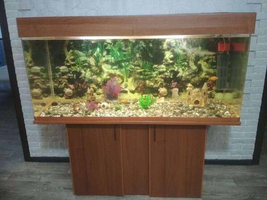 Аквариум с тумбой