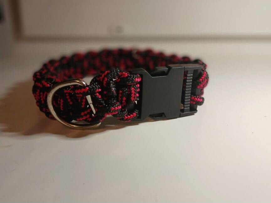 Ошейник для собак ручной работы из паракорда