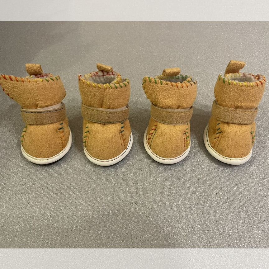 Обувь для собак мелких пород