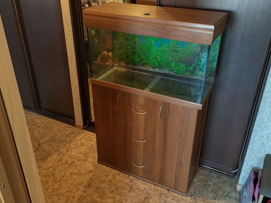 Аквариум с тумбой