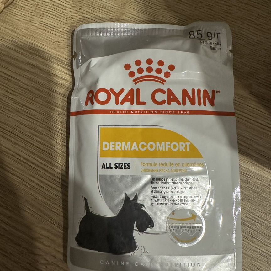 Корм-паштет для собак Royal Canin dermacomfort