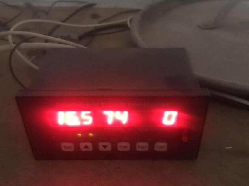 2 инкубатора