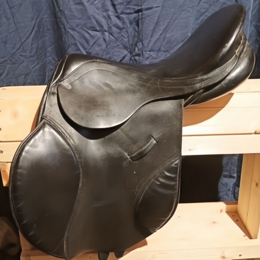 Седла разные б.у