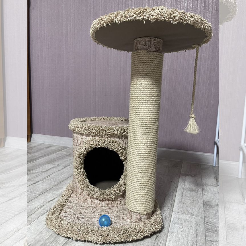 Домик для кошки с когтеточкой новый
