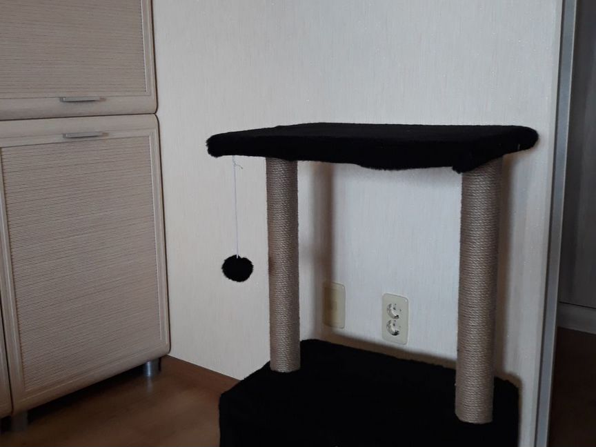 Домик для кота с когтеточкой