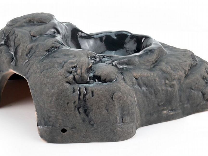 Укрытие Novamark Terra Нора с поилкой коричневая