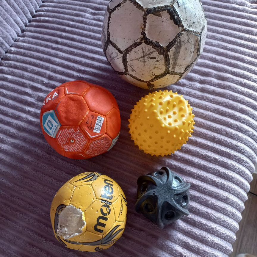 Набор мячей для собаки