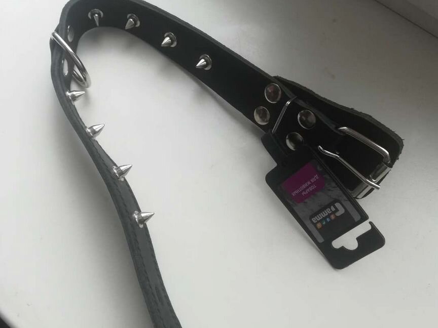 Ошейник с шипами новый